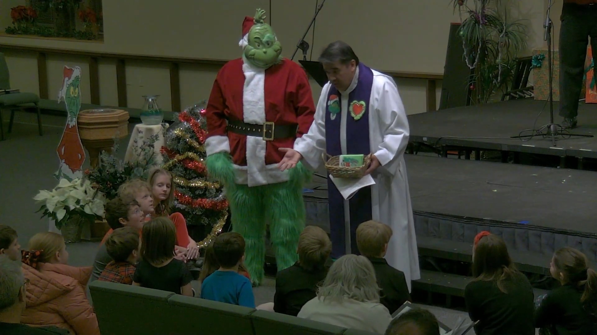 Methodist Christmas Service Ft. Grinch Lauds The Importance of ...