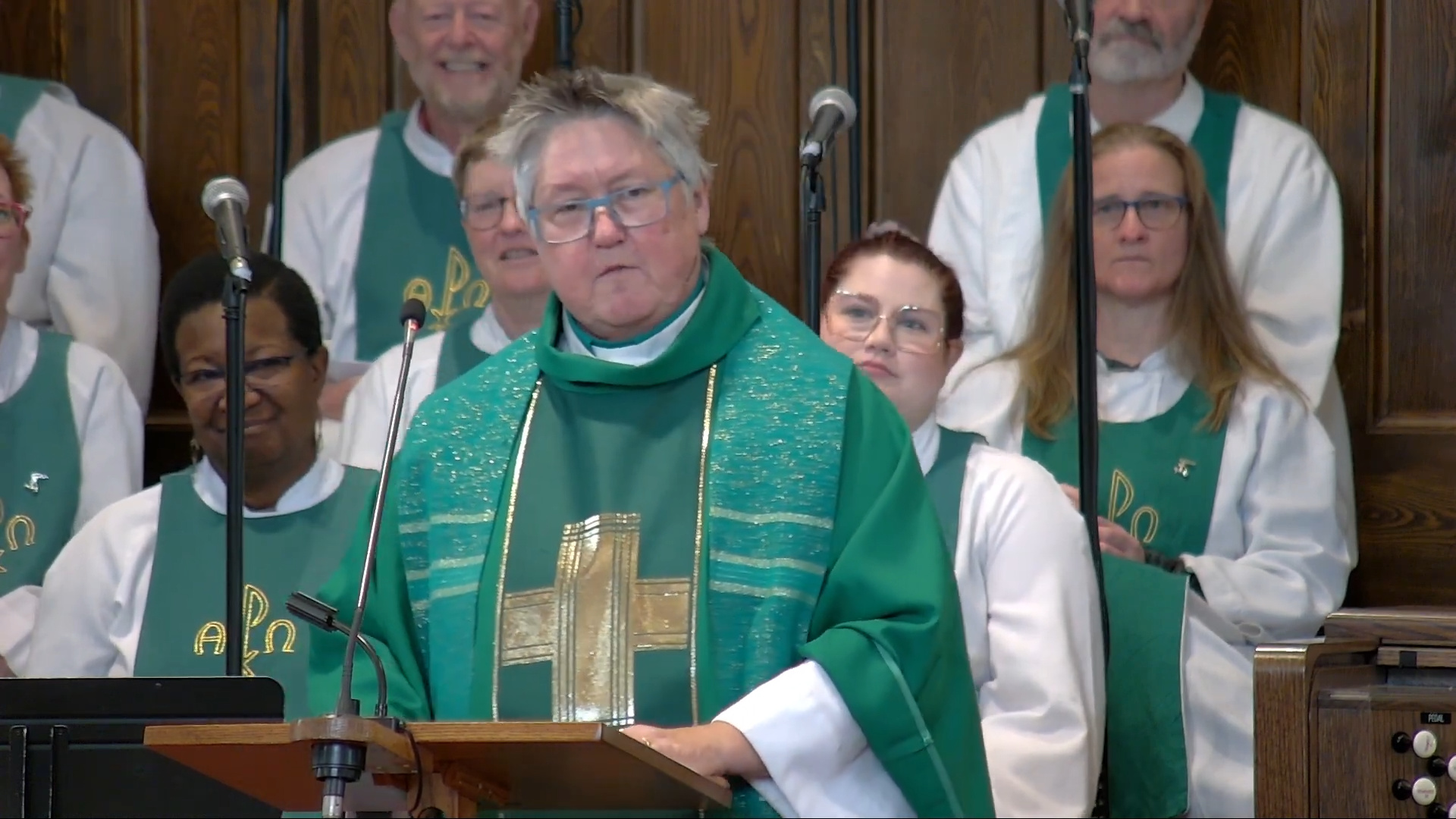 Woke Pastor Hates 'Bull***' 'Christ The King Sunday,' Refuses to Preach ...