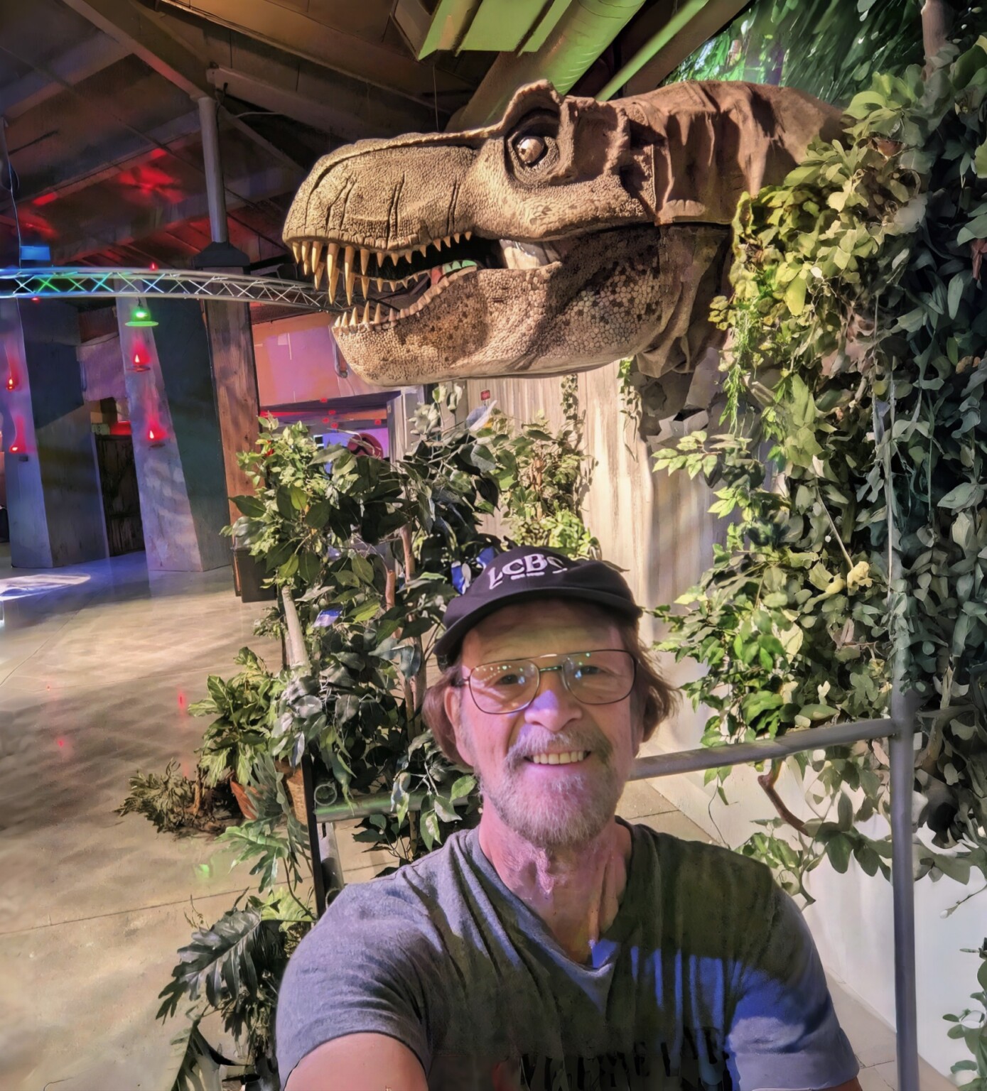 Megachurch Puts on Elaborate 'Jurassic Park' Church Service, Including ...